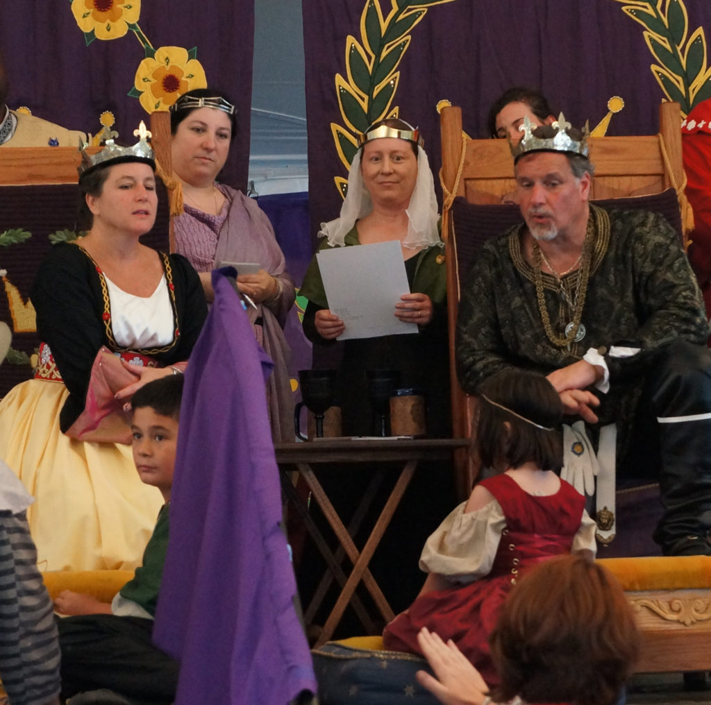 Unofficial Court Report: Pennsic 42 – East Kingdom Gazette